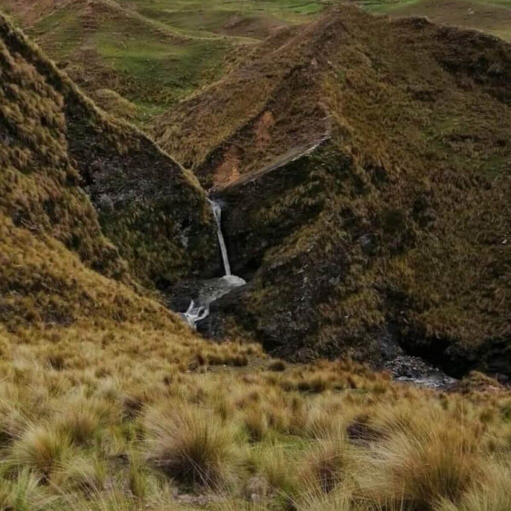 Líneas y Ruedas de Hayuni (Pallay Orqo) en Cusco | Machu Picchu